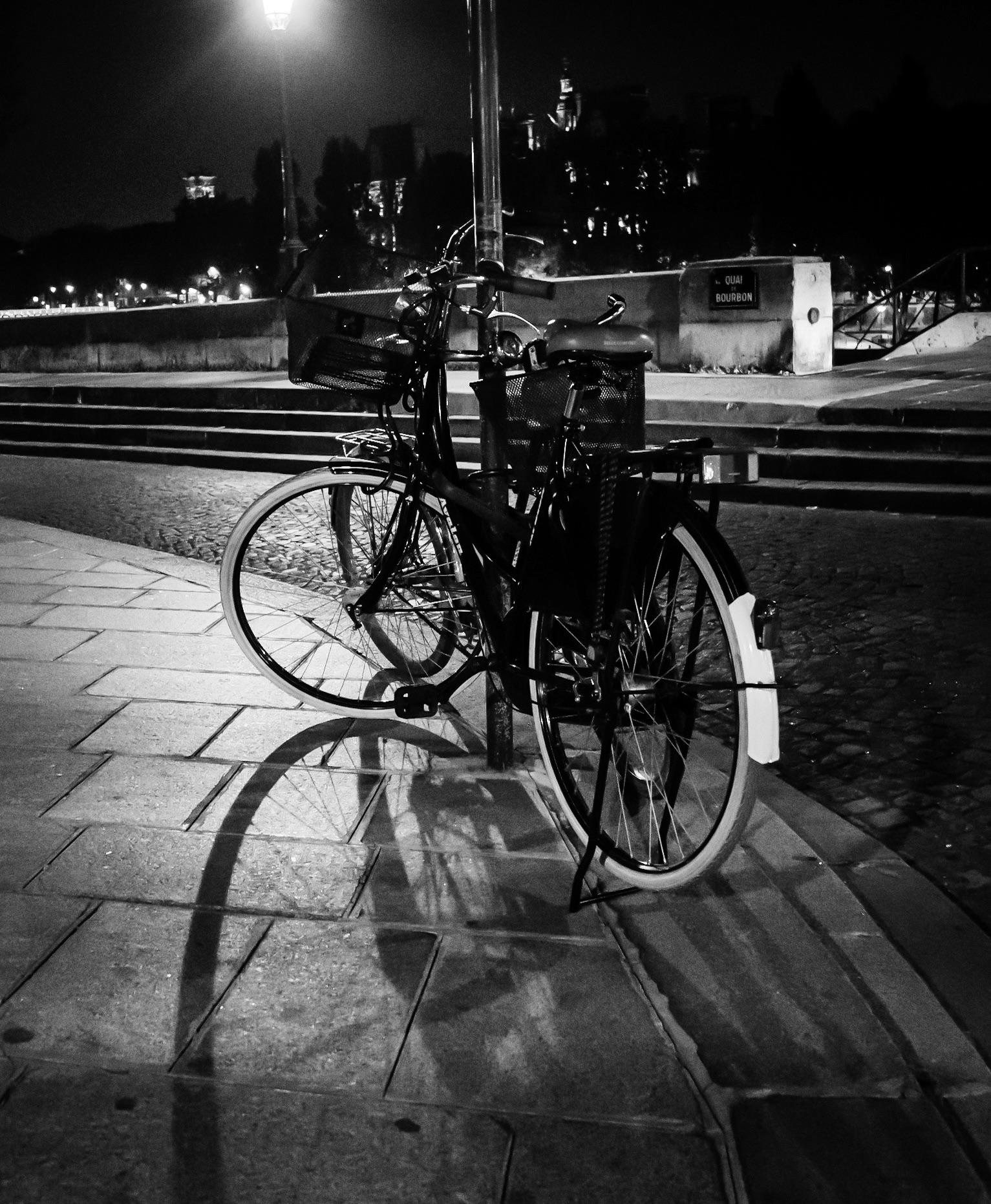 Shadows - Paris - Ron Mayhew